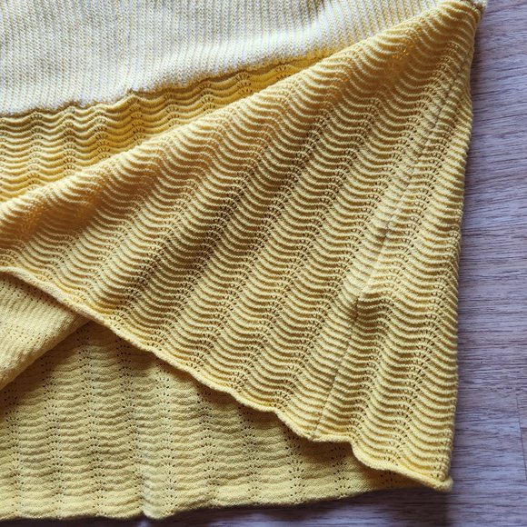 Modcloth | Tops | Modcloth Sun Rays For Days Crochet Halter Tieneck Top ...